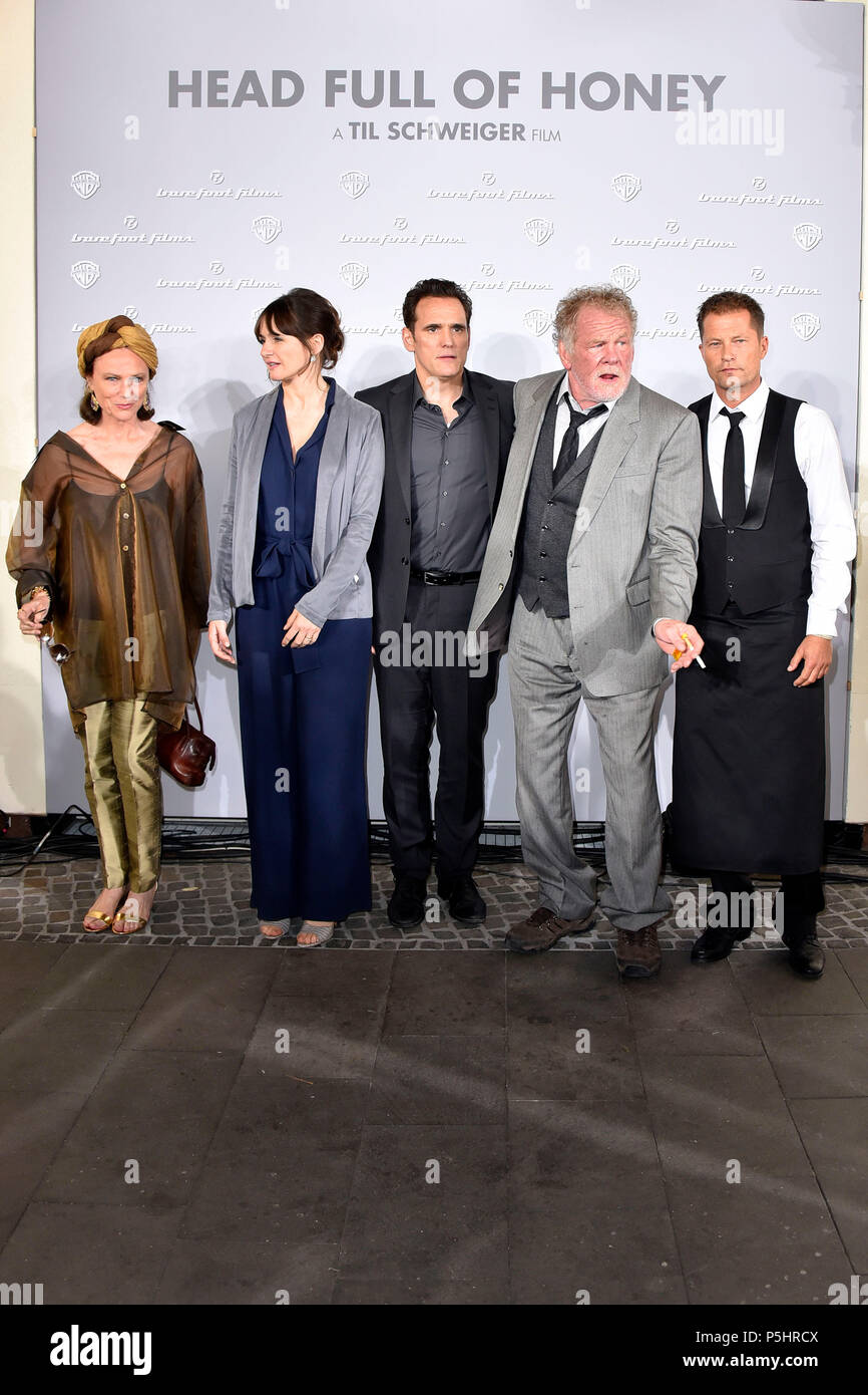 Jacqueline Bisset, Emily Mortimer, Matt Dillon, Nick Nolte and Til ...