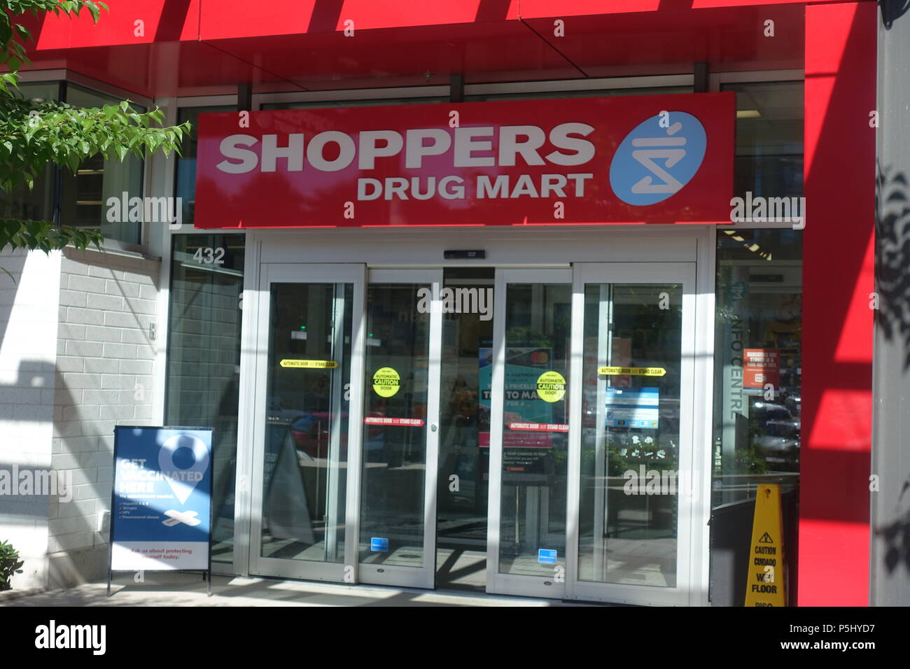 Shoppers Drug Mart High Resolution Stock Photography and Images - Alamy