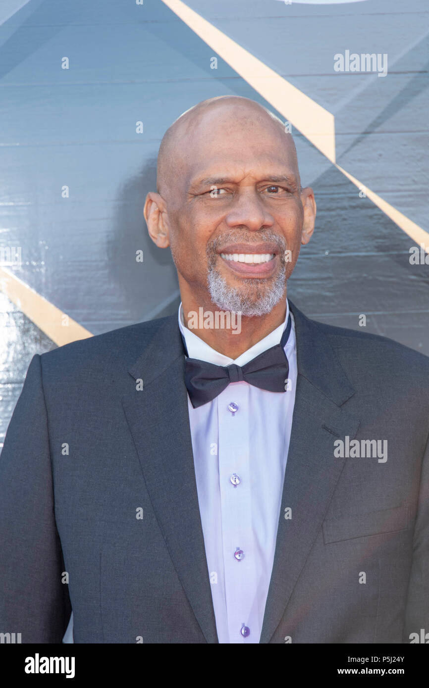 Santa Monica, USA. 25th Jun, 2018. Kareem Abdul-Jabbar attends 2018 NBA ...