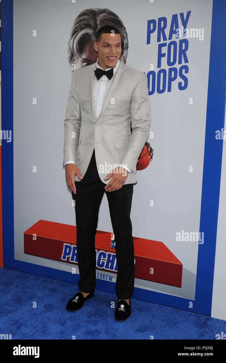 New York, NY, USA. 26th June, 2018. Aaron Gordon attends the world ...