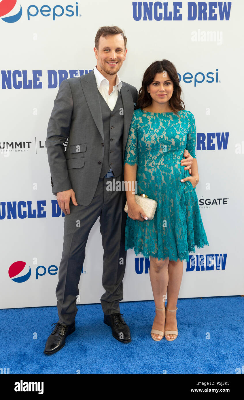 Drew levy hi-res stock photography and images - Alamy