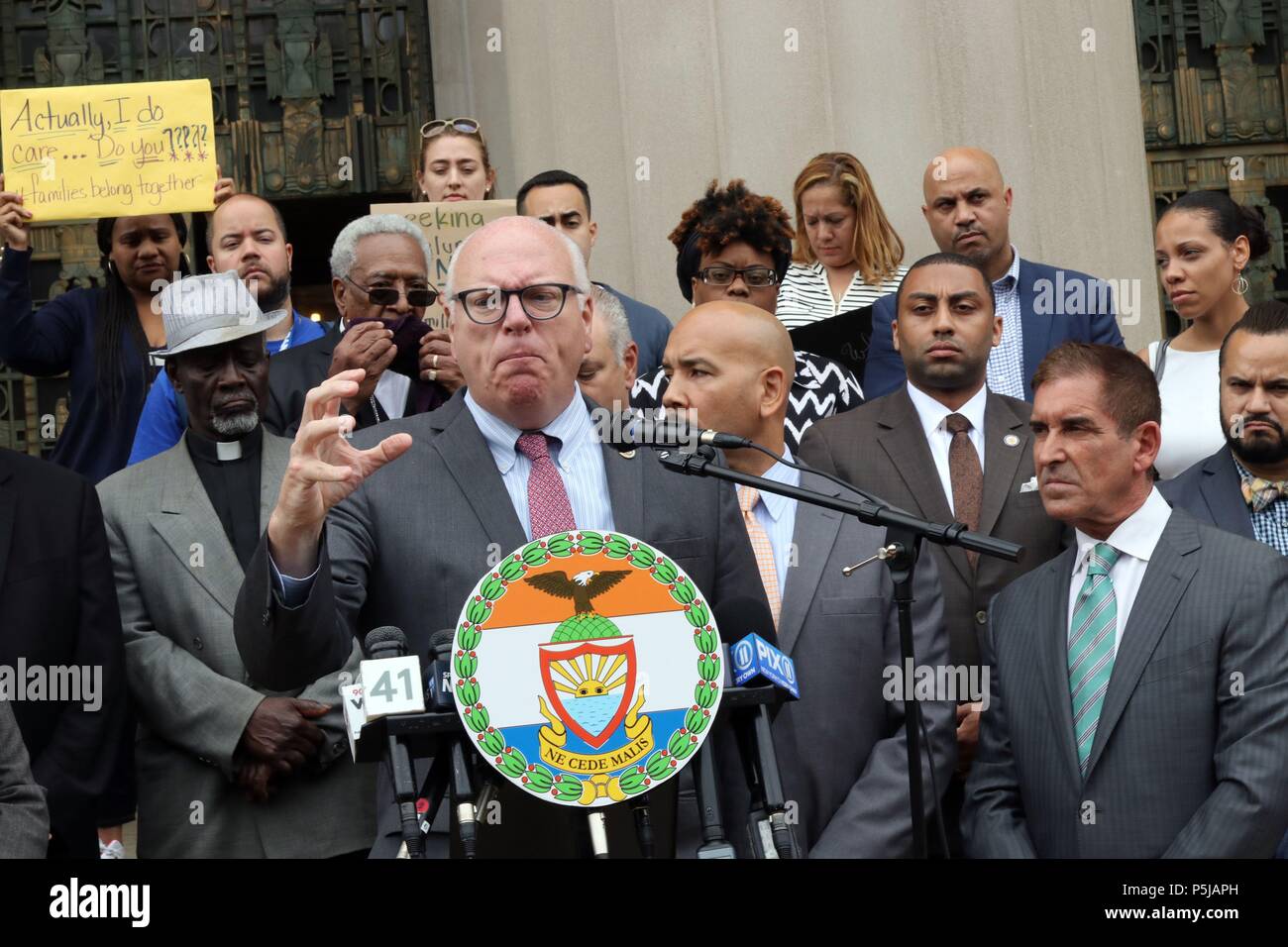 Congressman joe crowley hi-res stock photography and images - Alamy