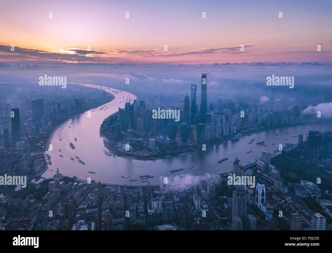 Shanghai china 1990 hi-res stock photography and images - Alamy