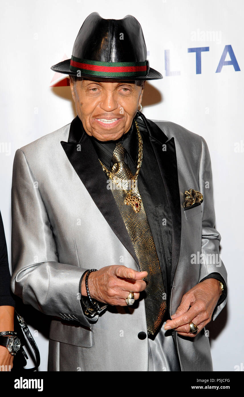 ***FILE PHOTO*** JOE JACKSON DEAD AT 89 New York, NY- October 7: Joe ...