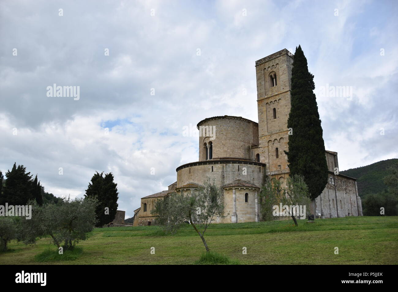 Abbazia di Sant'Antimo, Italy Stock Photo - Alamy