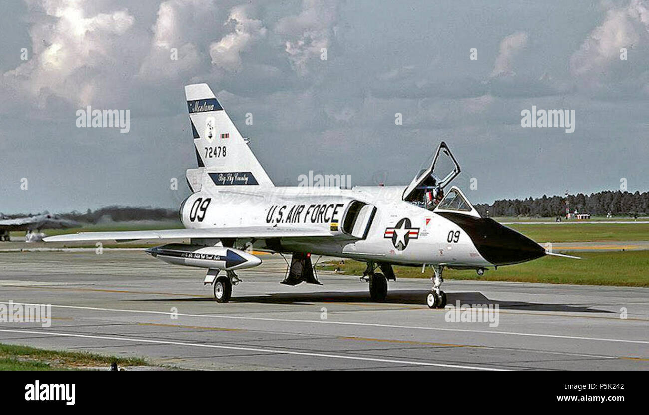 F 106 delta dart hi-res stock photography and images - Alamy