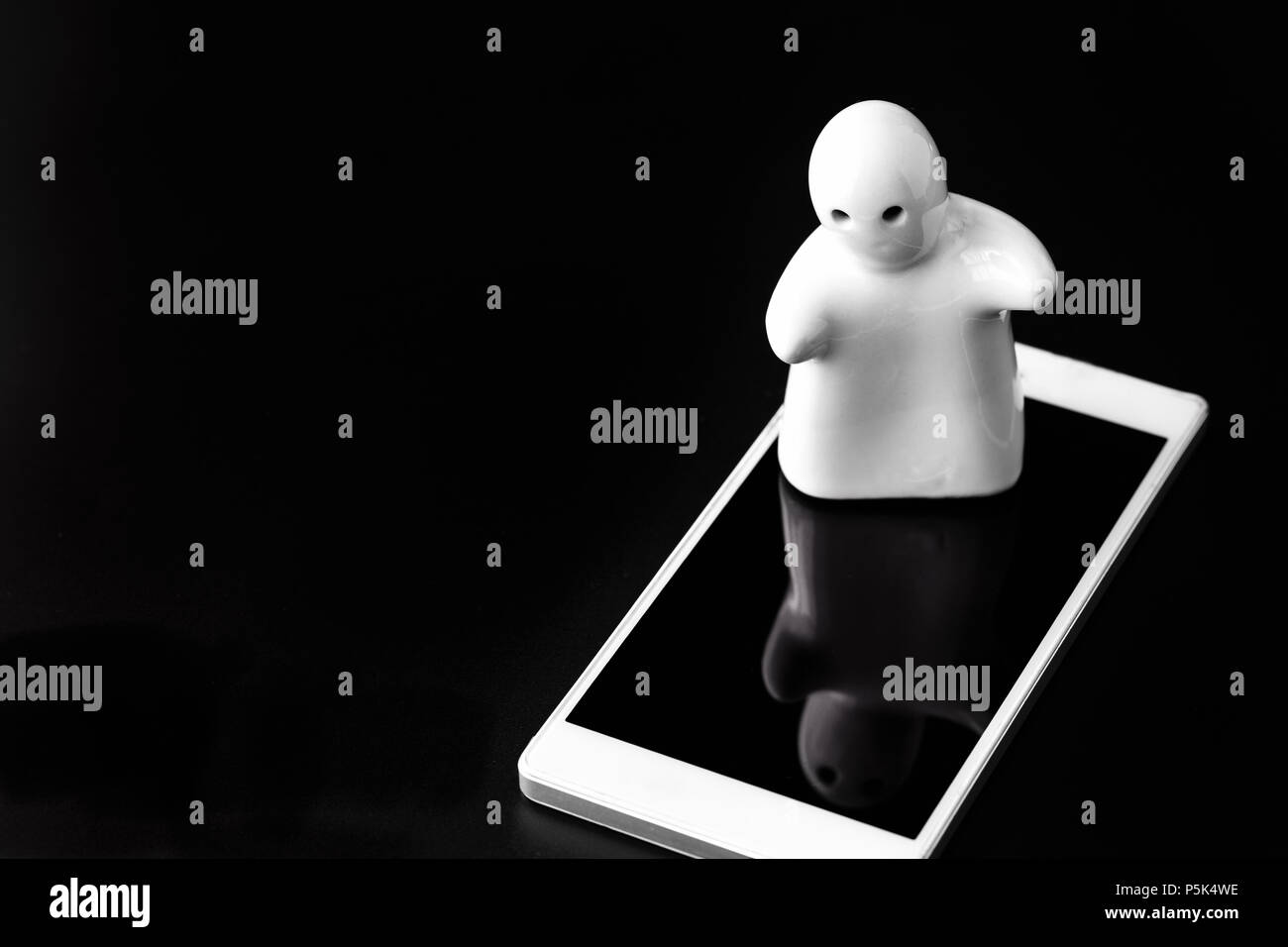 Intelligence white hi-res stock photography and images - Alamy