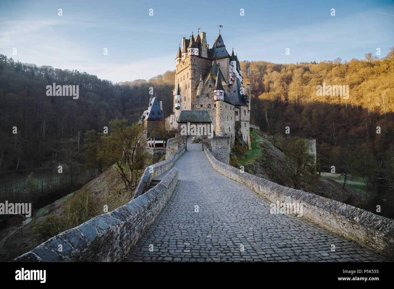 Eltz castle hi-res stock photography and images - Alamy