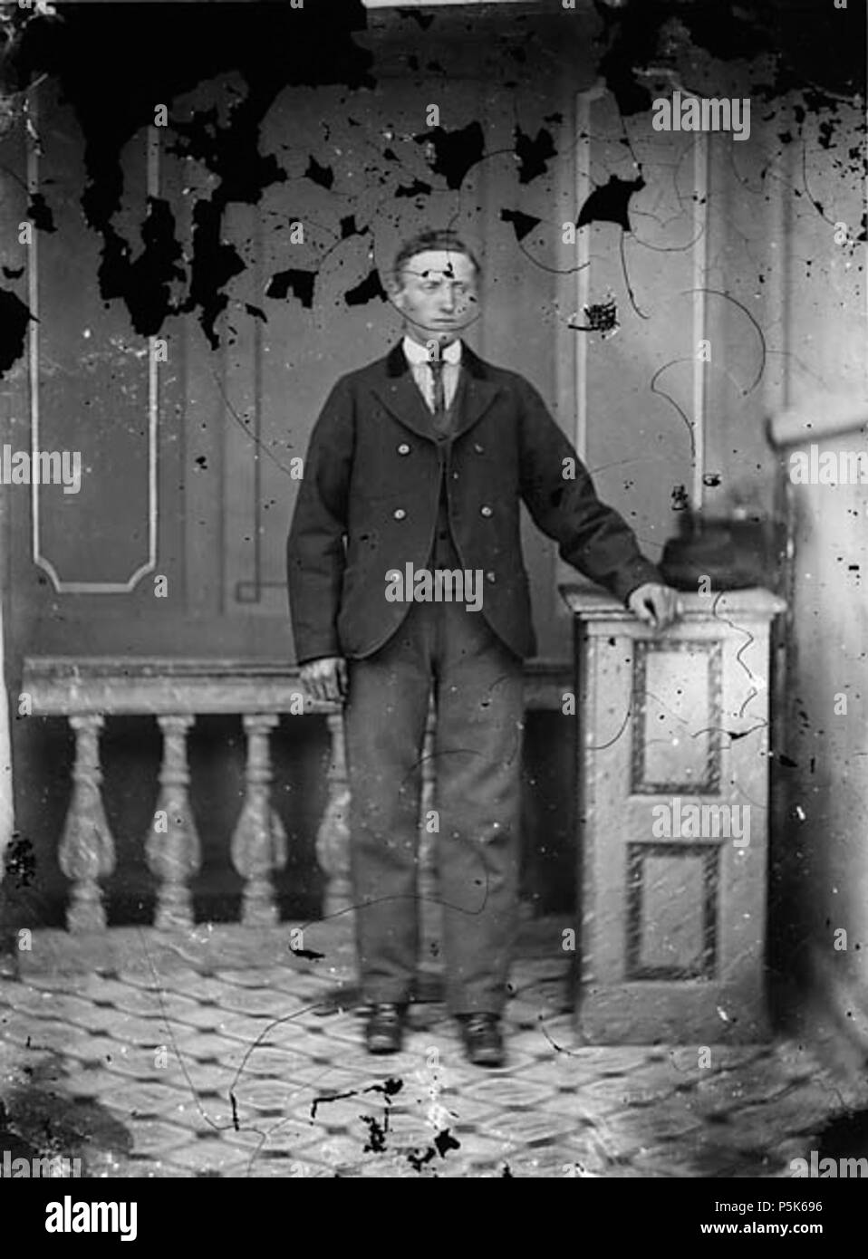 Glass plate collodion Black and White Stock Photos & Images - Alamy