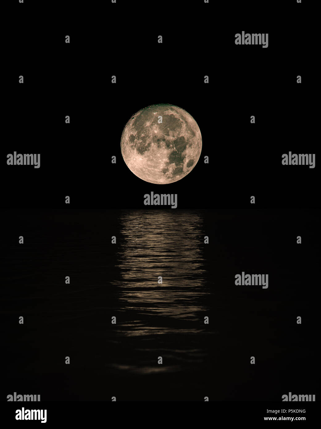 Full moon reflection on lake hi-res stock photography and images - Alamy