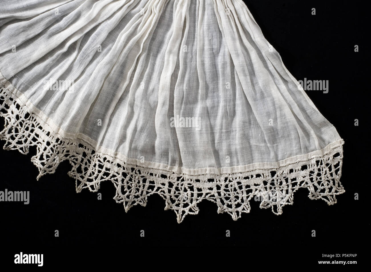 Gathered neckline hi-res stock photography and images - Alamy