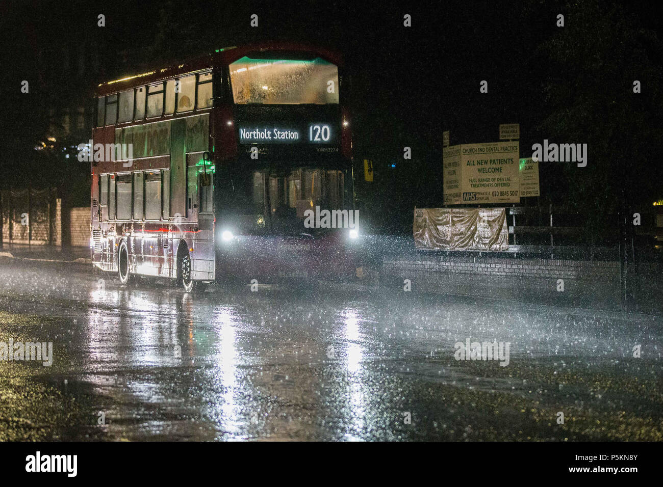 Thunderstorms over london hi-res stock photography and images - Alamy