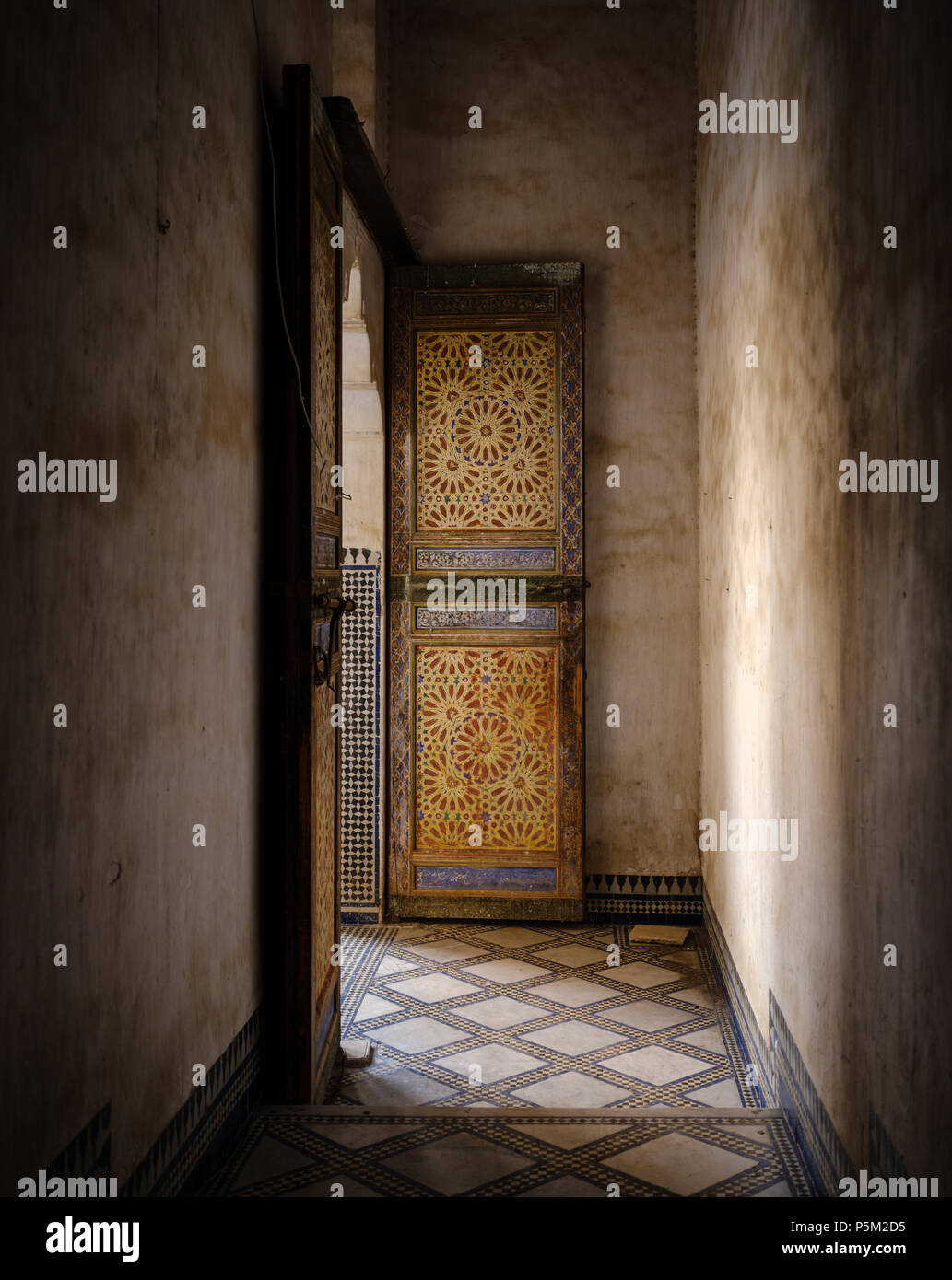 Moroccan palace hi-res stock photography and images - Alamy