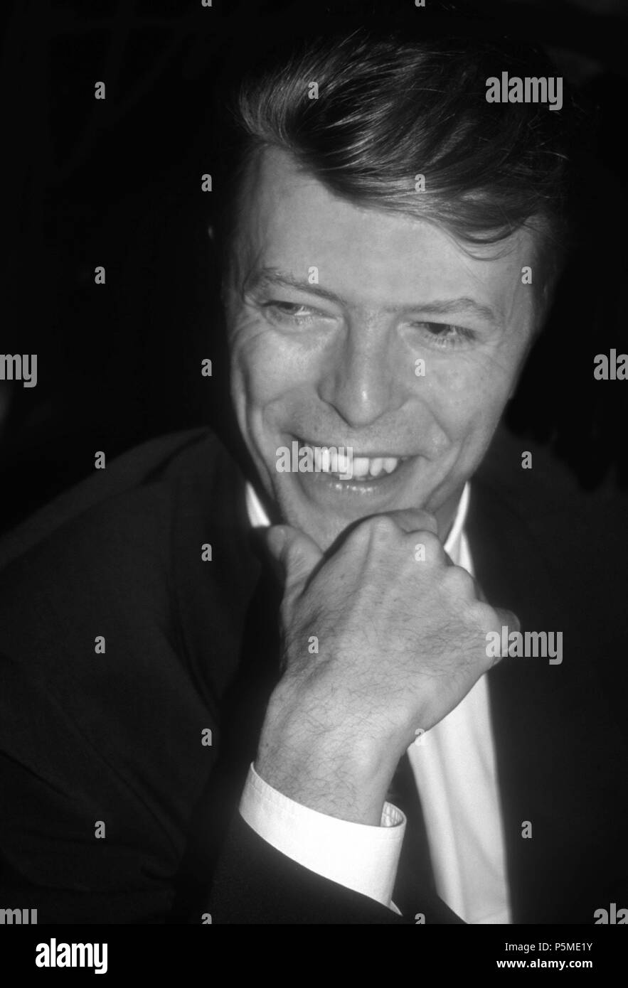 #DavidBowie 1990 Photo by John Barrett/PHOTOlink.net Stock Photo - Alamy
