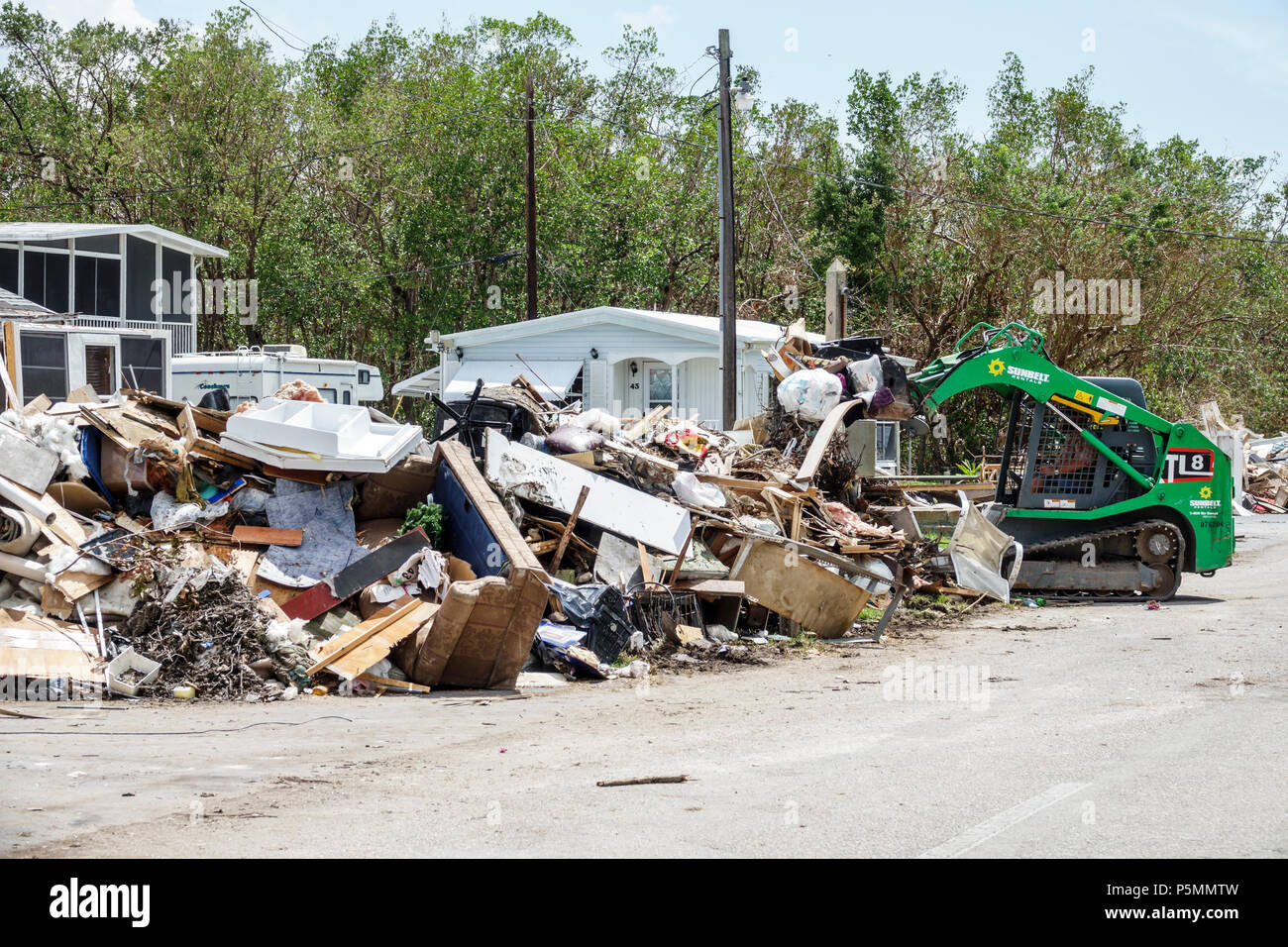 Trailer trash park hi-res stock photography and images - Alamy