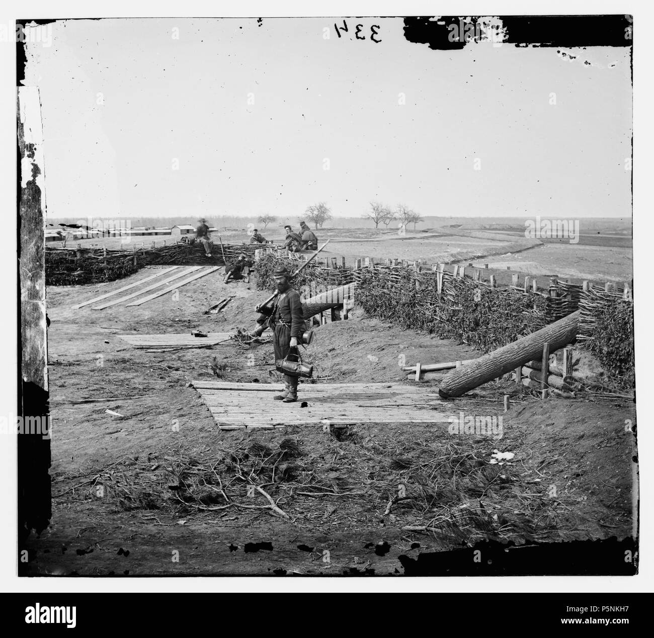 English: [Centreville, Va. Fort on the heights, with Quaker guns ...