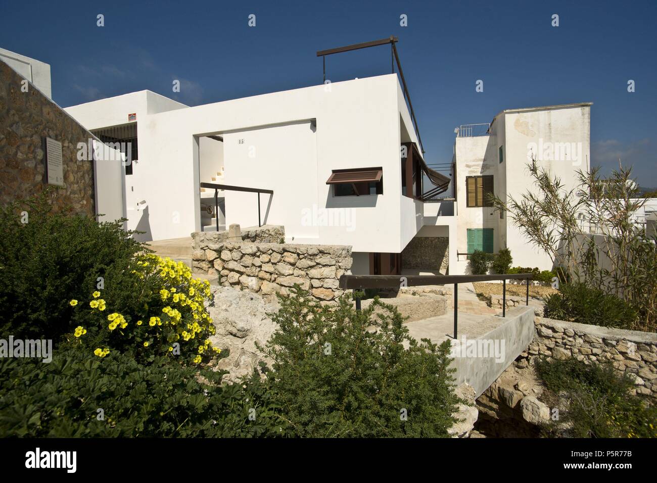 Casa Broner,Construida por el arquitecto y pintor Erwin Broner en 1960 ...