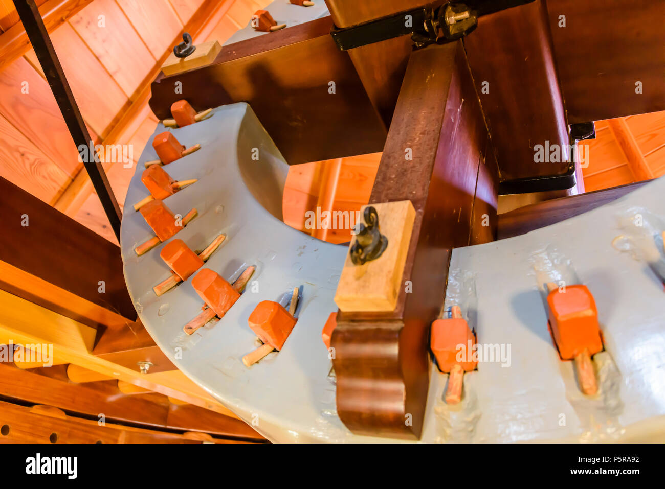 Gear mechanism, with replaceable wooden gear teeth inside the rotating ...