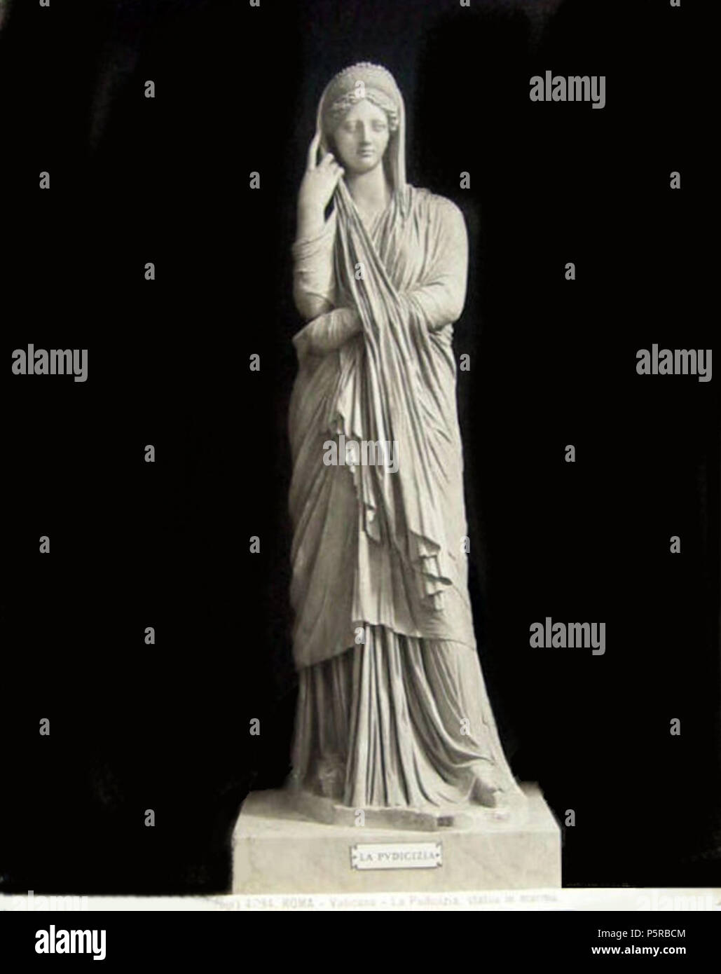 Pudicizia statue hi-res stock photography and images - Alamy