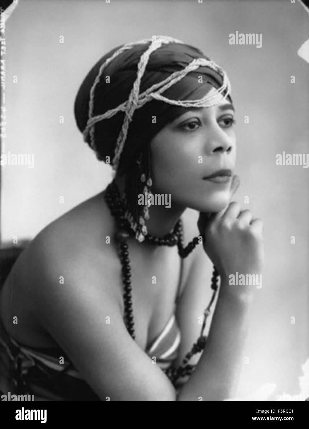 British photographer Black and White Stock Photos & Images - Alamy