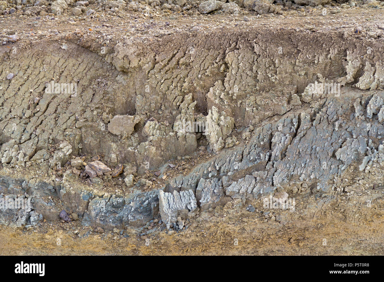Fissured clay texture hi-res stock photography and images - Alamy