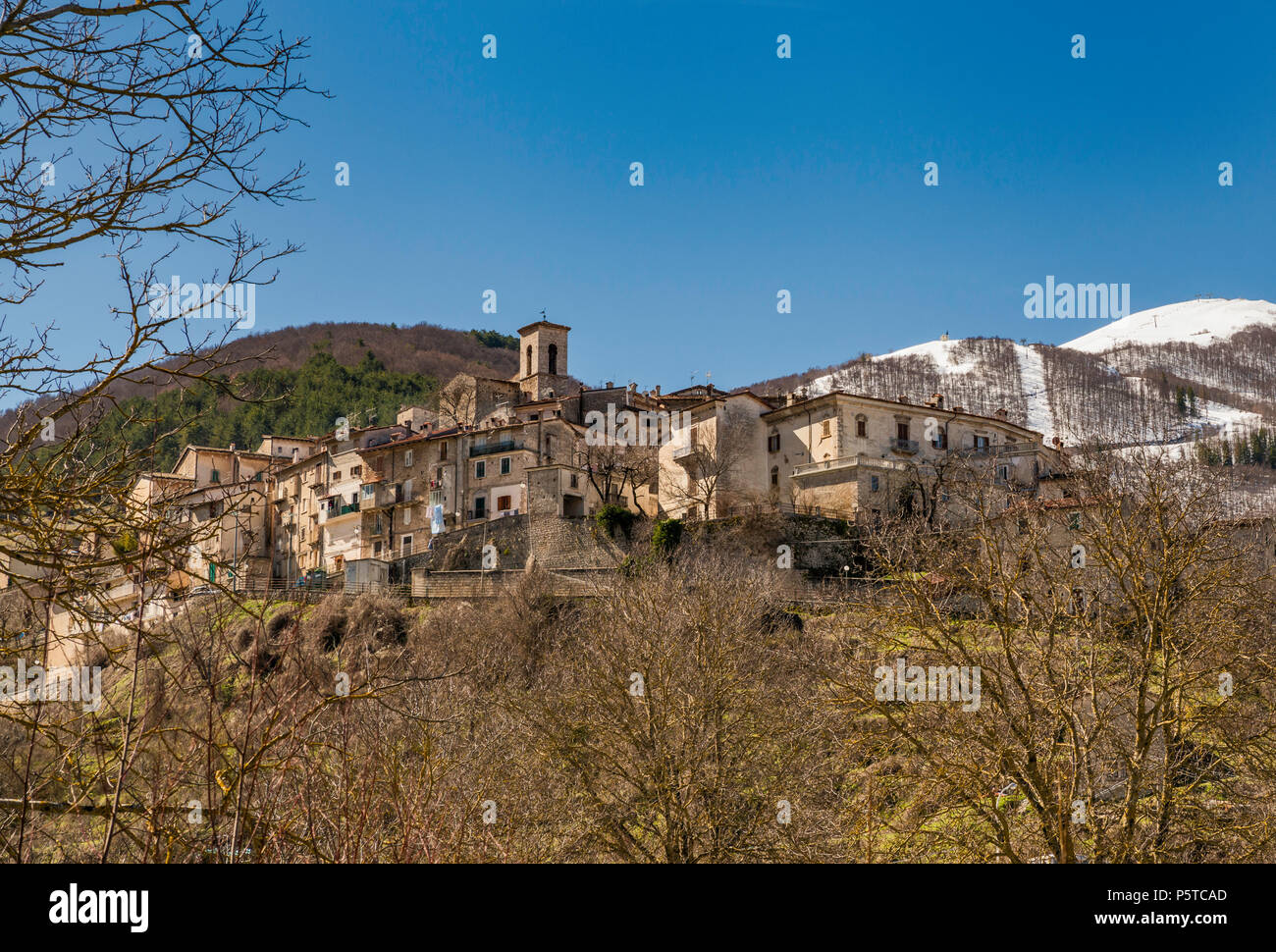 Abruzzi apennines hi-res stock photography and images - Alamy