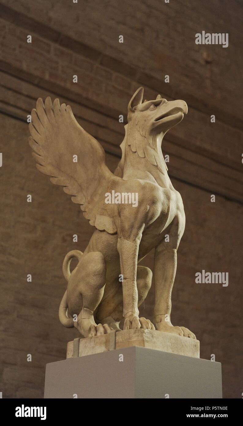 Ancient greek sphinx sculpture hi-res stock photography and images - Alamy