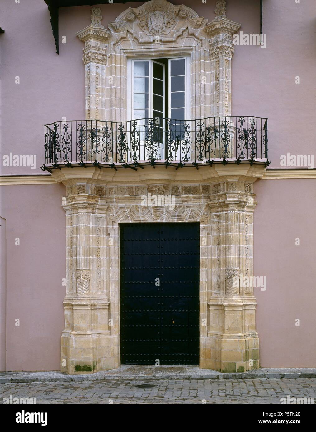 PALACIO CARRIZOSA-PORTADA Y BALCON. Location: PALACIO CARRIZOSA, SPAIN ...