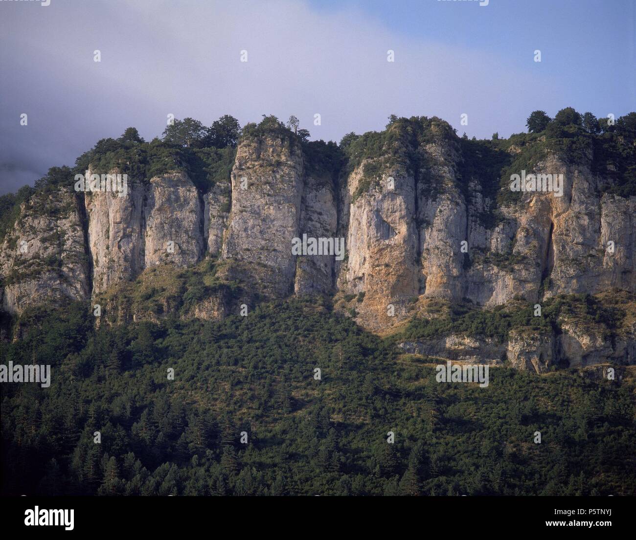 Sierra of leyre hi-res stock photography and images - Alamy