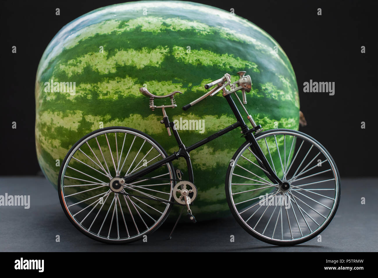 Funny model small tiny hi-res stock photography and images - Alamy