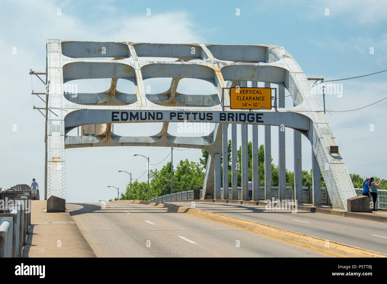 Edmund pettus bridge hi-res stock photography and images - Alamy