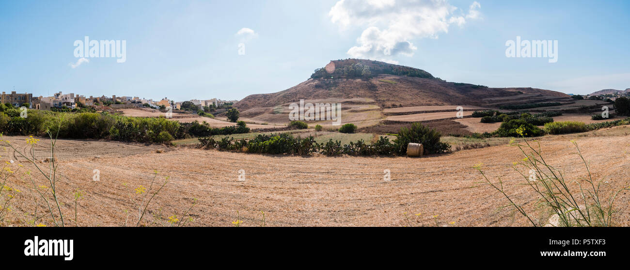 Fields agriculture malta hi-res stock photography and images - Alamy