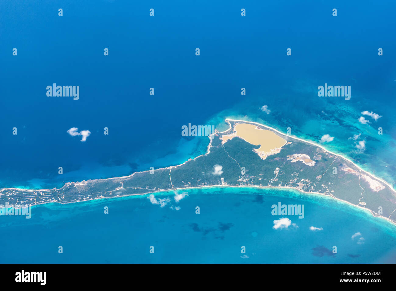 Nassau bahamas aerial hi-res stock photography and images - Alamy