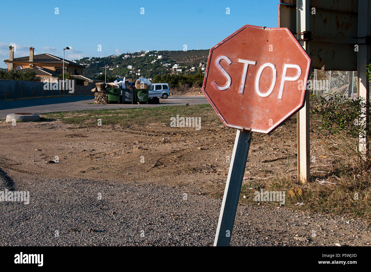 A stop sign in Spain Stock Photo - Alamy