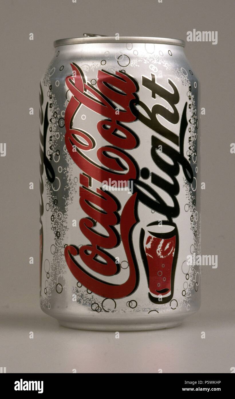LATA DE COCA COLA LIGHT Stock Photo - Alamy