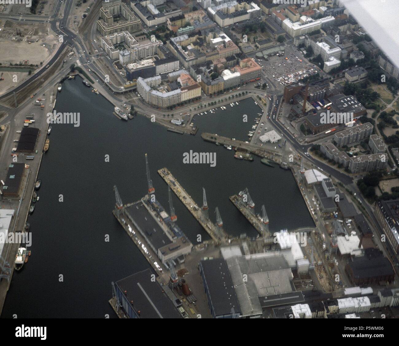 Puerto de helsinki hi-res stock photography and images - Alamy