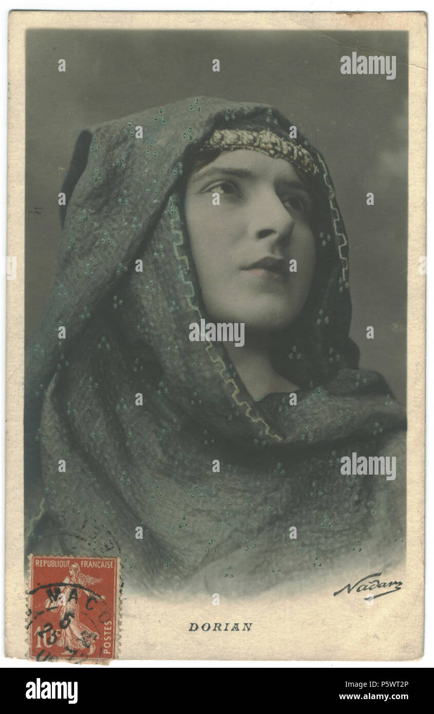 19th century studio photography french actor hi-res stock photography ...
