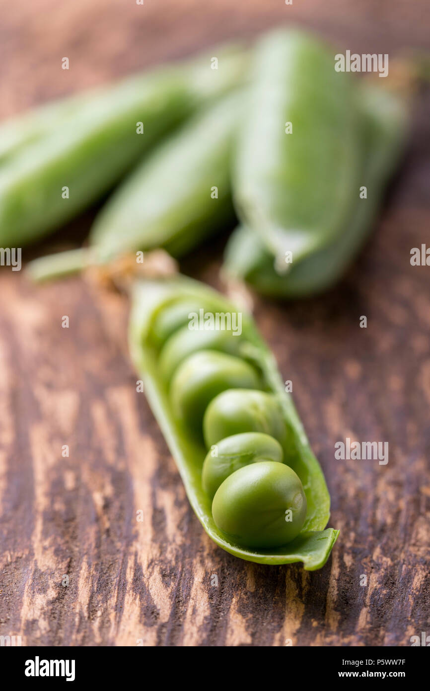 closeup of an open raw pea Stock Photo - Alamy