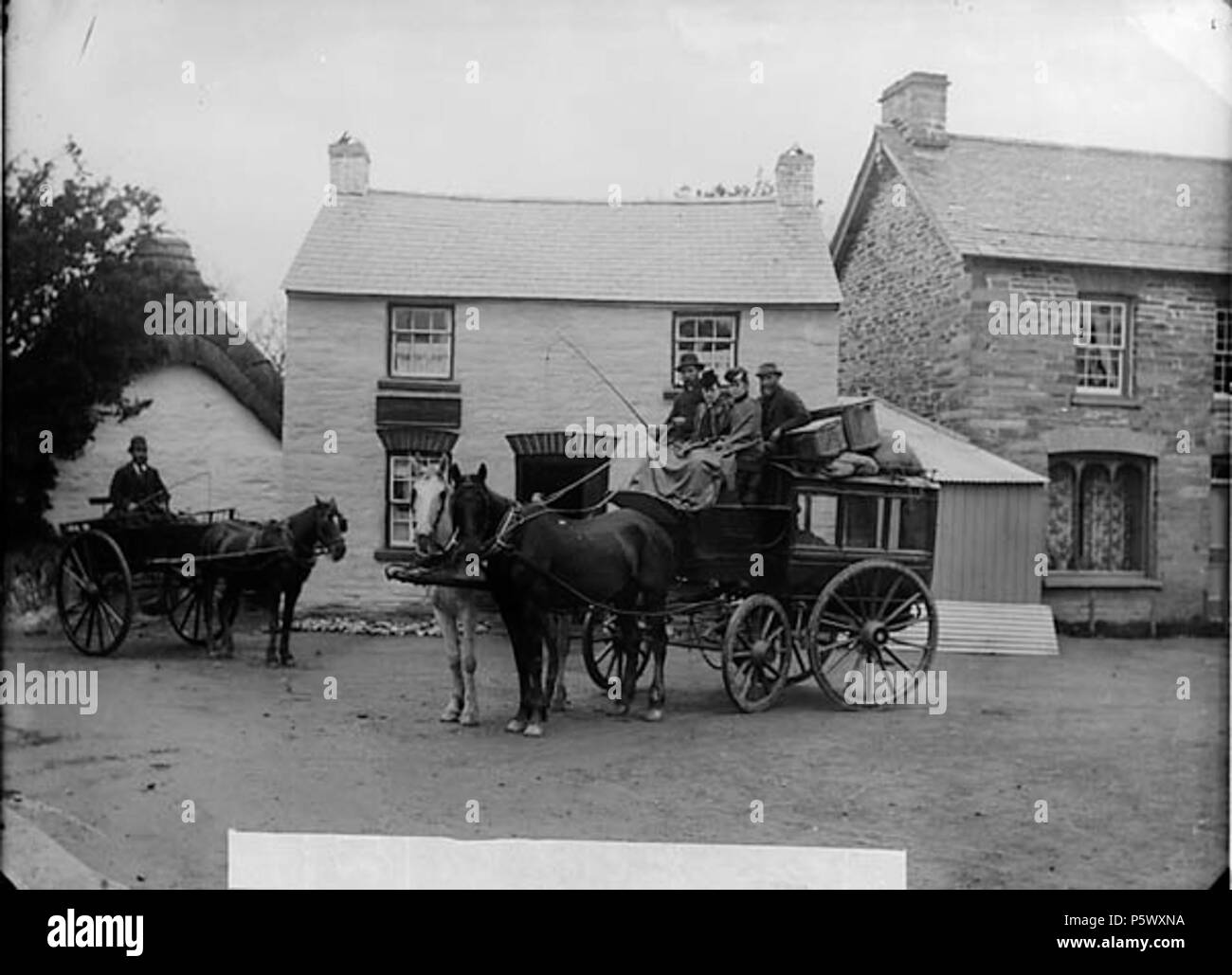 [Coach, Cenarth] [graphic].. 1 negative : glass, dry plate, b&w ; 12 x ...