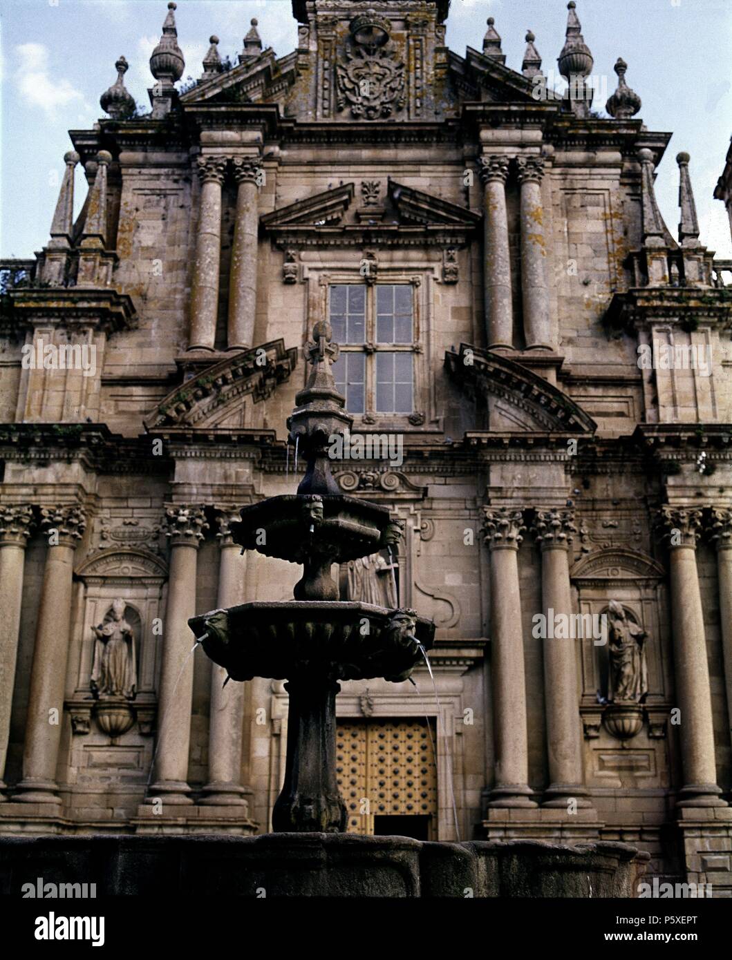 MONASTERIO. Location: MONASTERIO DE SAN SALVADOR / AYUNTAMIENTO ...