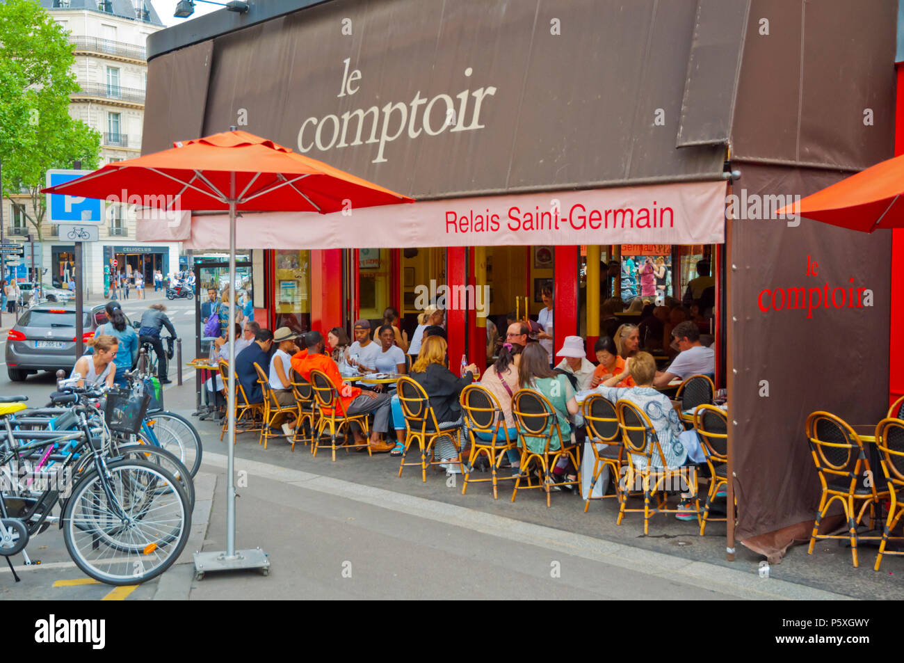 Comptoir hi-res stock photography and images - Alamy