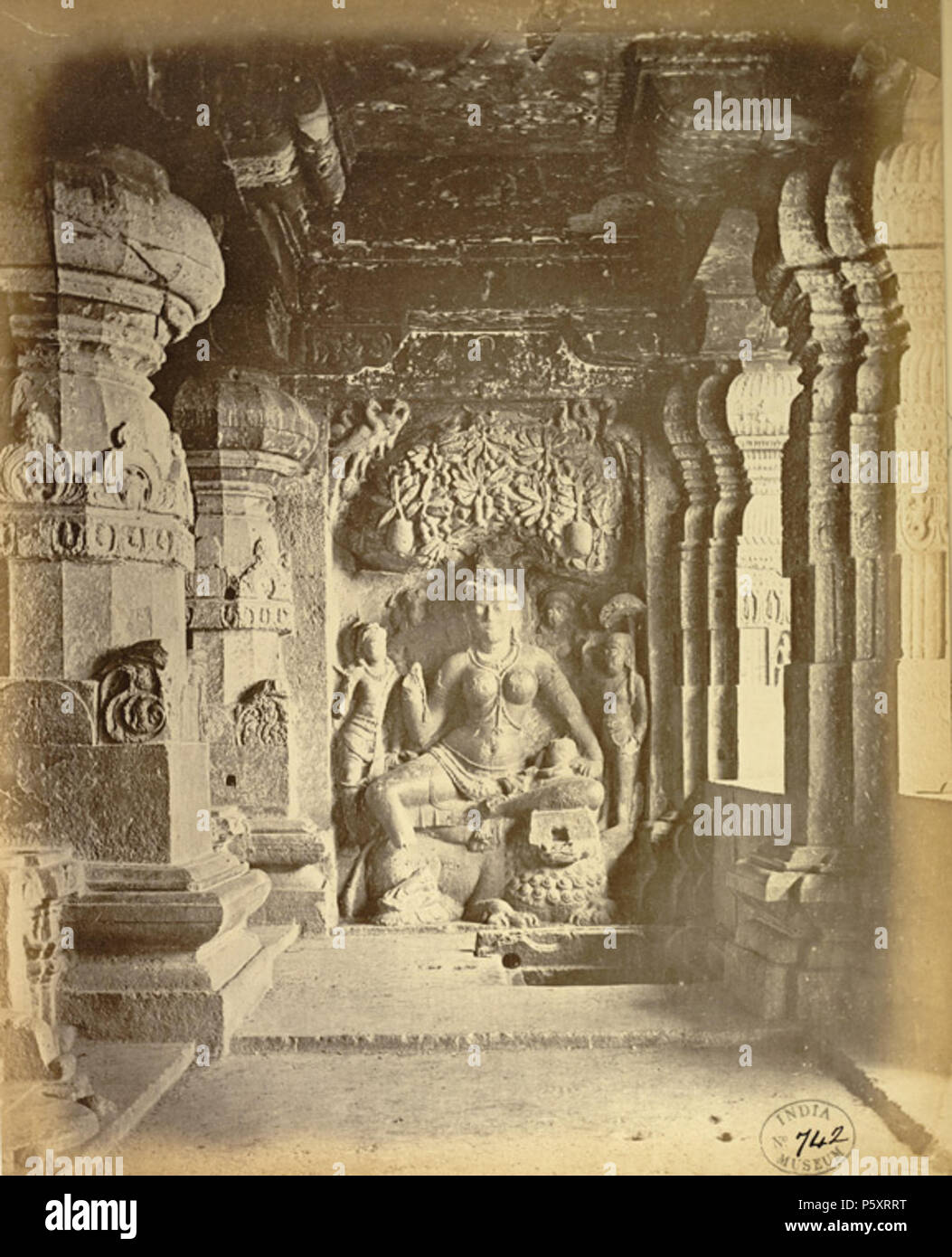 N/A. English: Photograph of a sculpture at the south end of the ...