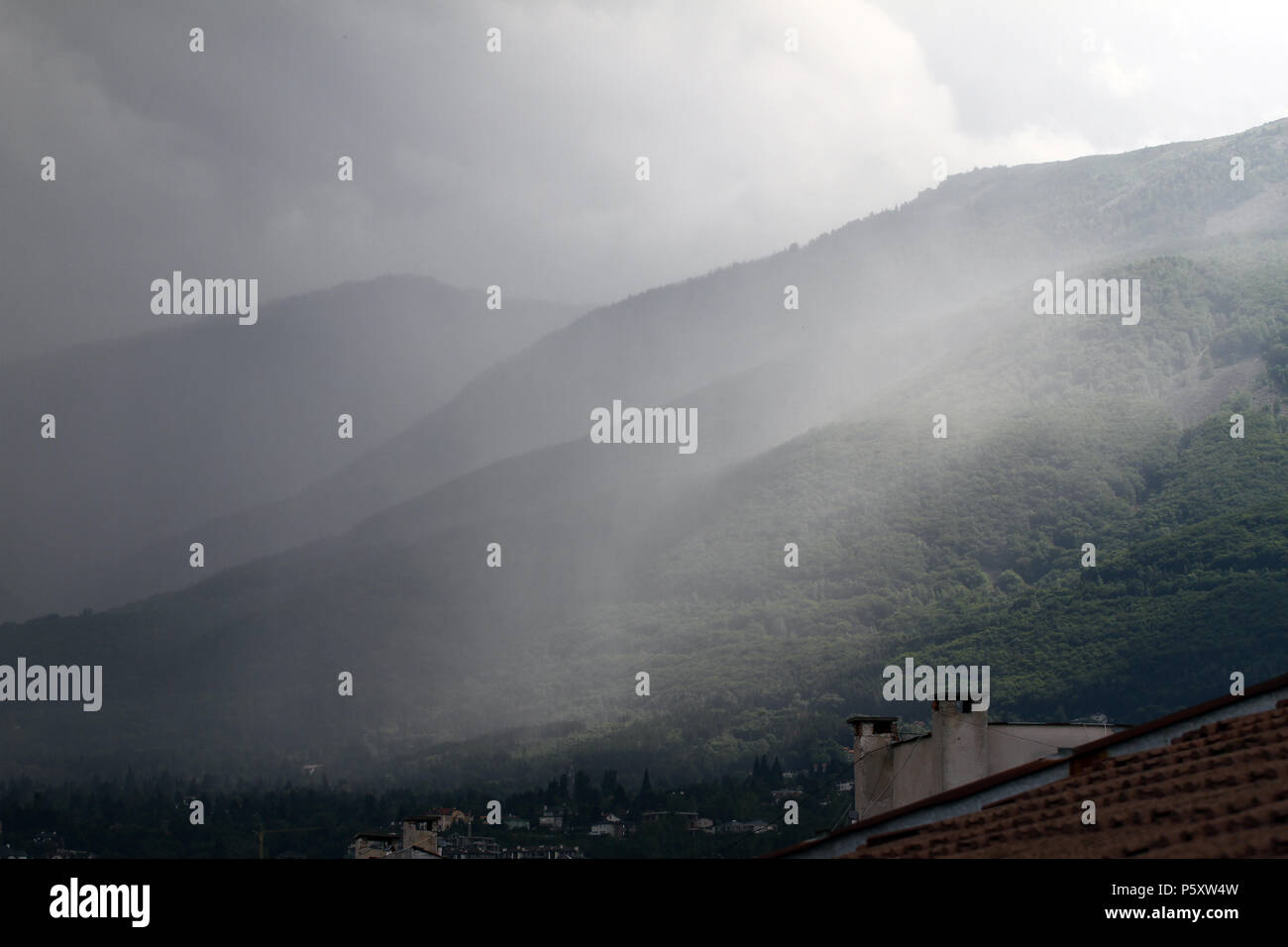 Cyclone mountain hi-res stock photography and images - Alamy