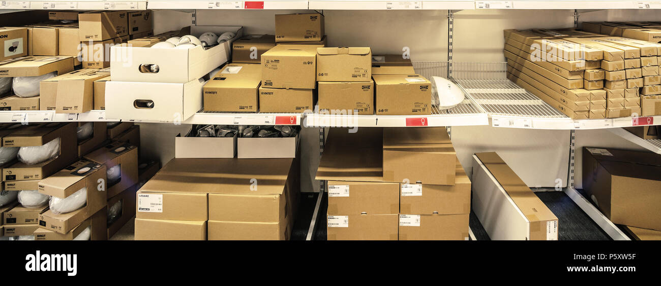 Ikea package hi-res stock photography and images - Alamy