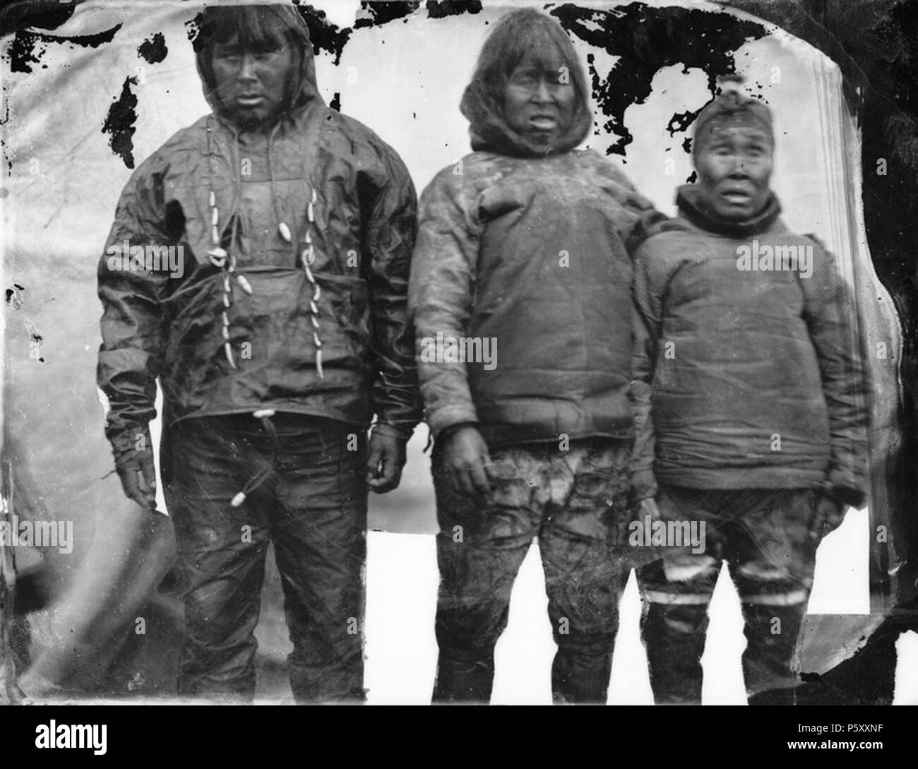 Inuit men Black and White Stock Photos & Images - Alamy