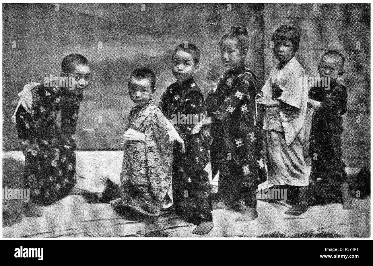 Enfants japonais hi-res stock photography and images - Alamy