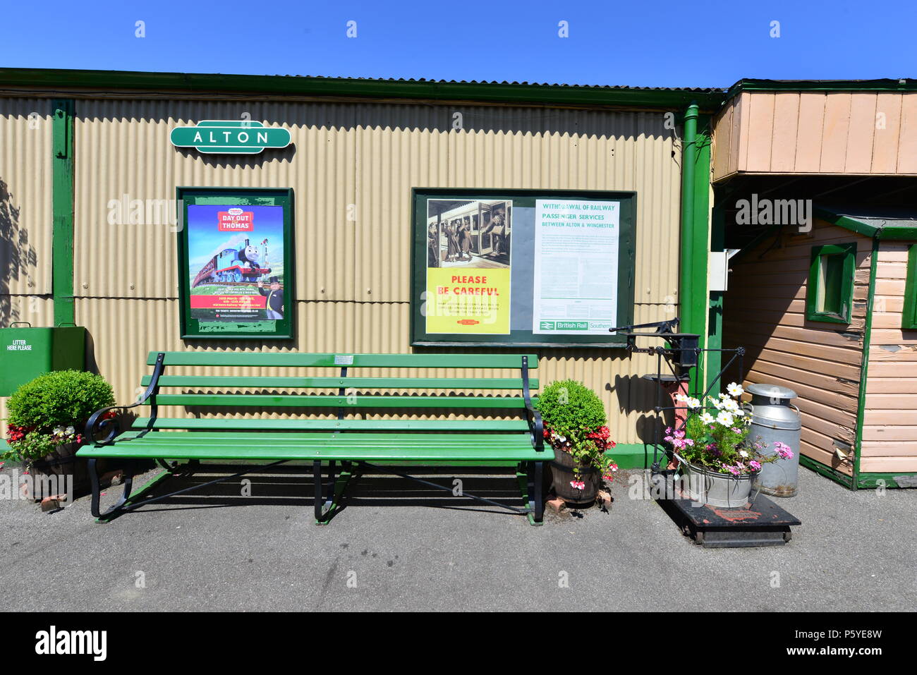 Alton railroad hi-res stock photography and images - Alamy