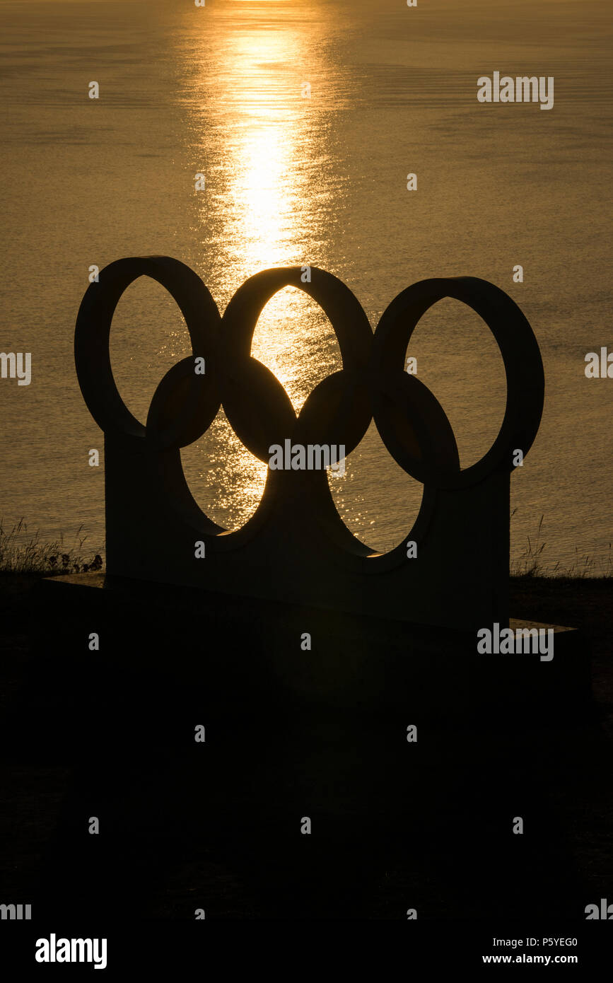 Sunset and Silhouette of the famous Portland Stone Olympic Rings that ...
