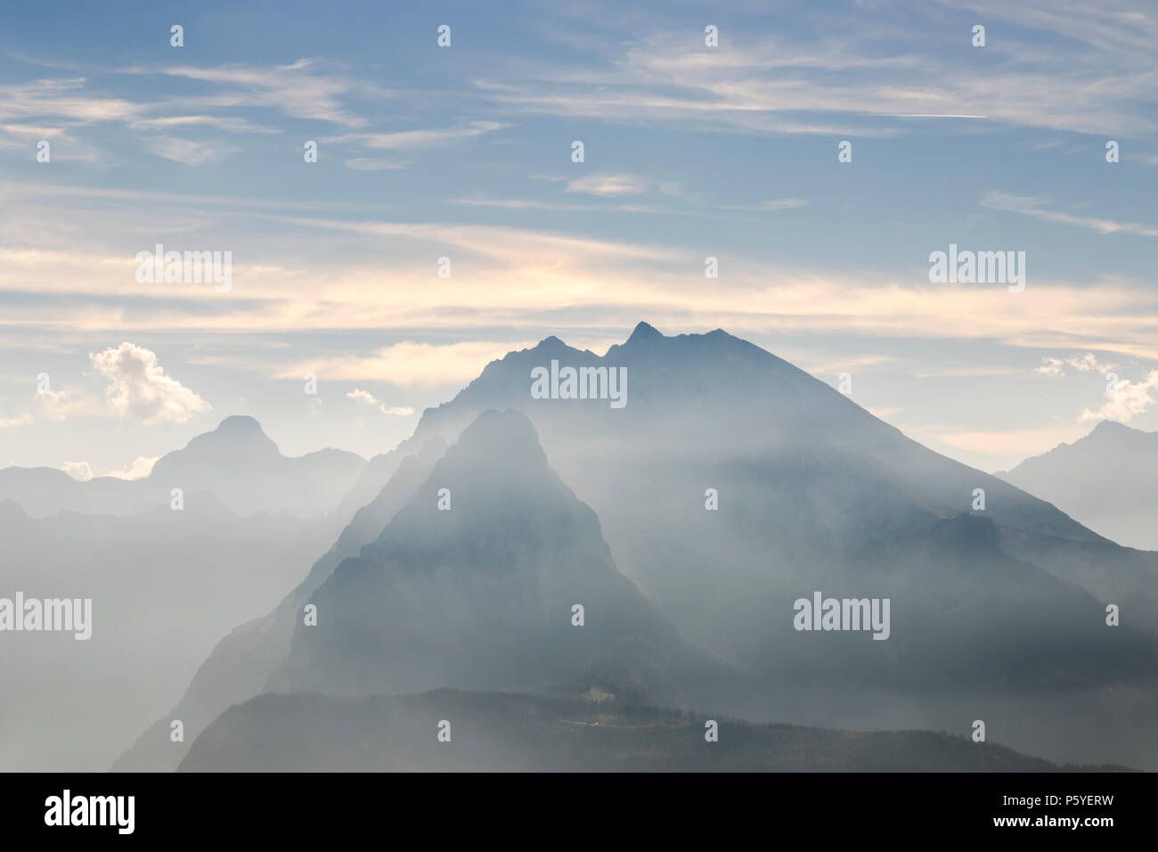 Gradual slopes hi-res stock photography and images - Alamy