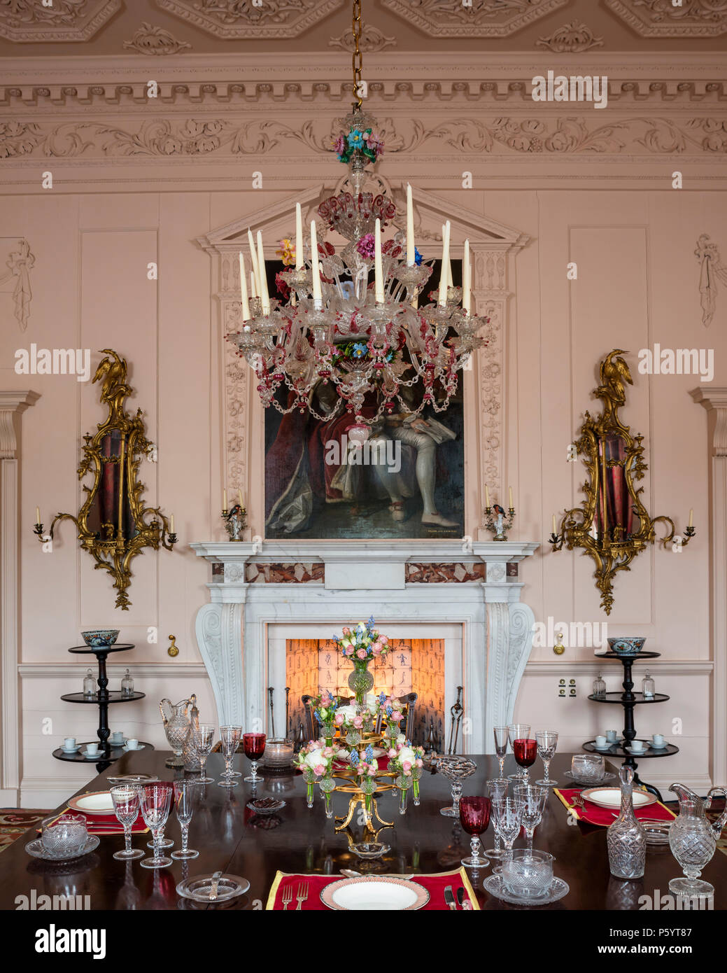 Luxurious baroque dining room Stock Photo - Alamy